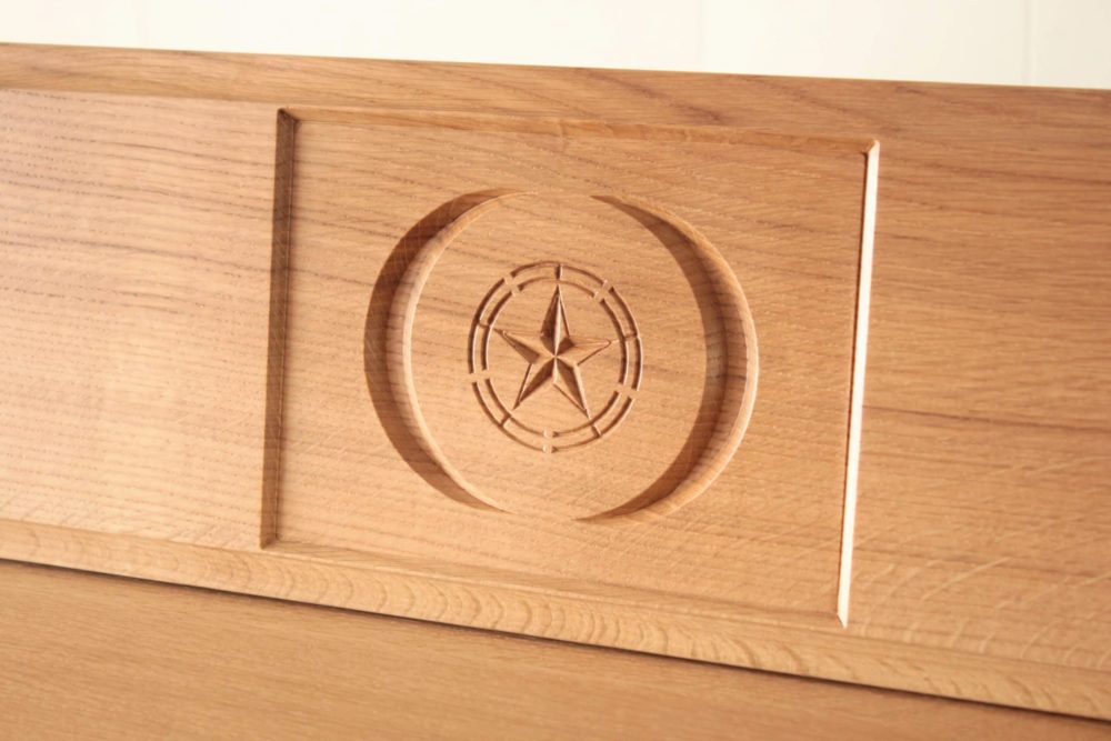 江別市の市民会館のオーダー演台製作しました。 | moonlit-studio〜手作り家具屋さん〜