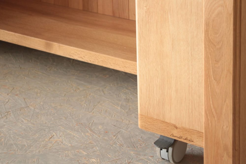 江別市の市民会館のオーダー演台製作しました。 | moonlit-studio〜手作り家具屋さん〜